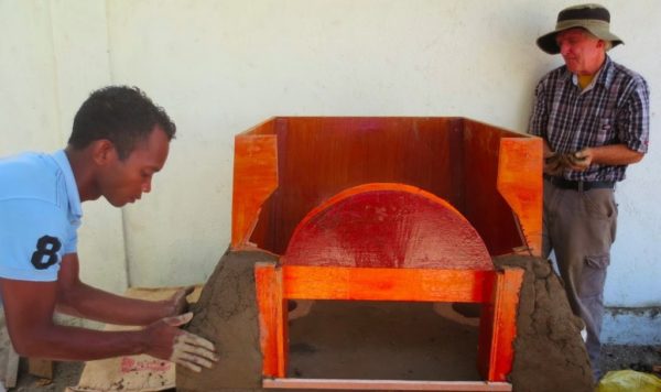 How to Make a Rocket Powered Kiln of Clay and Sawdust - Handprint Press